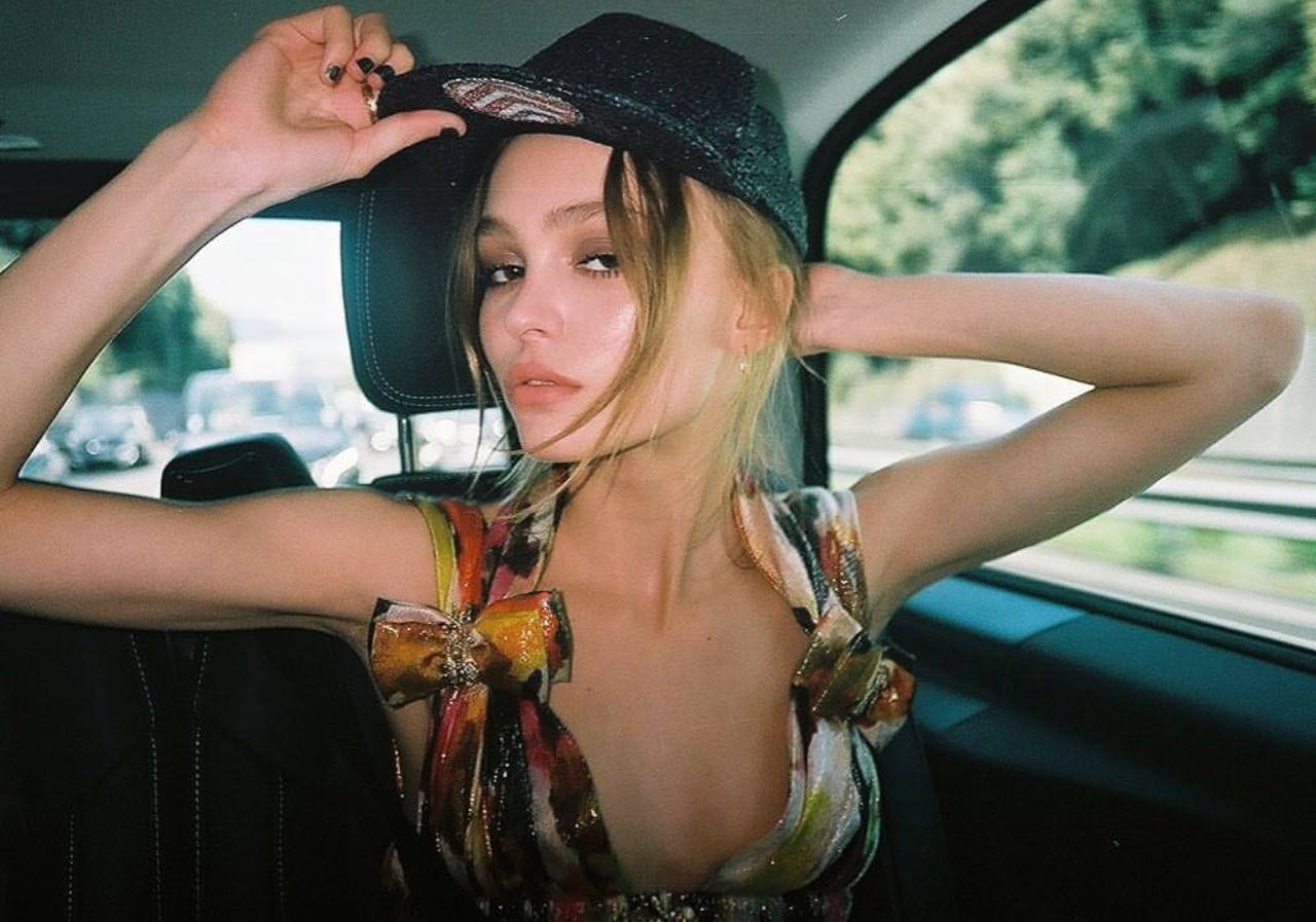 Лили-Роуз Депп стала лицом новой рекламной кампании часов Chanel